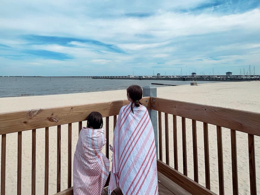 Jessica Rey for Elegantees - REY SWIMWEAR