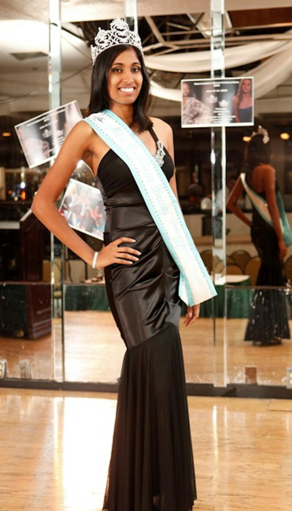 #11755 Pageant Prize Large Crown - 4.5"