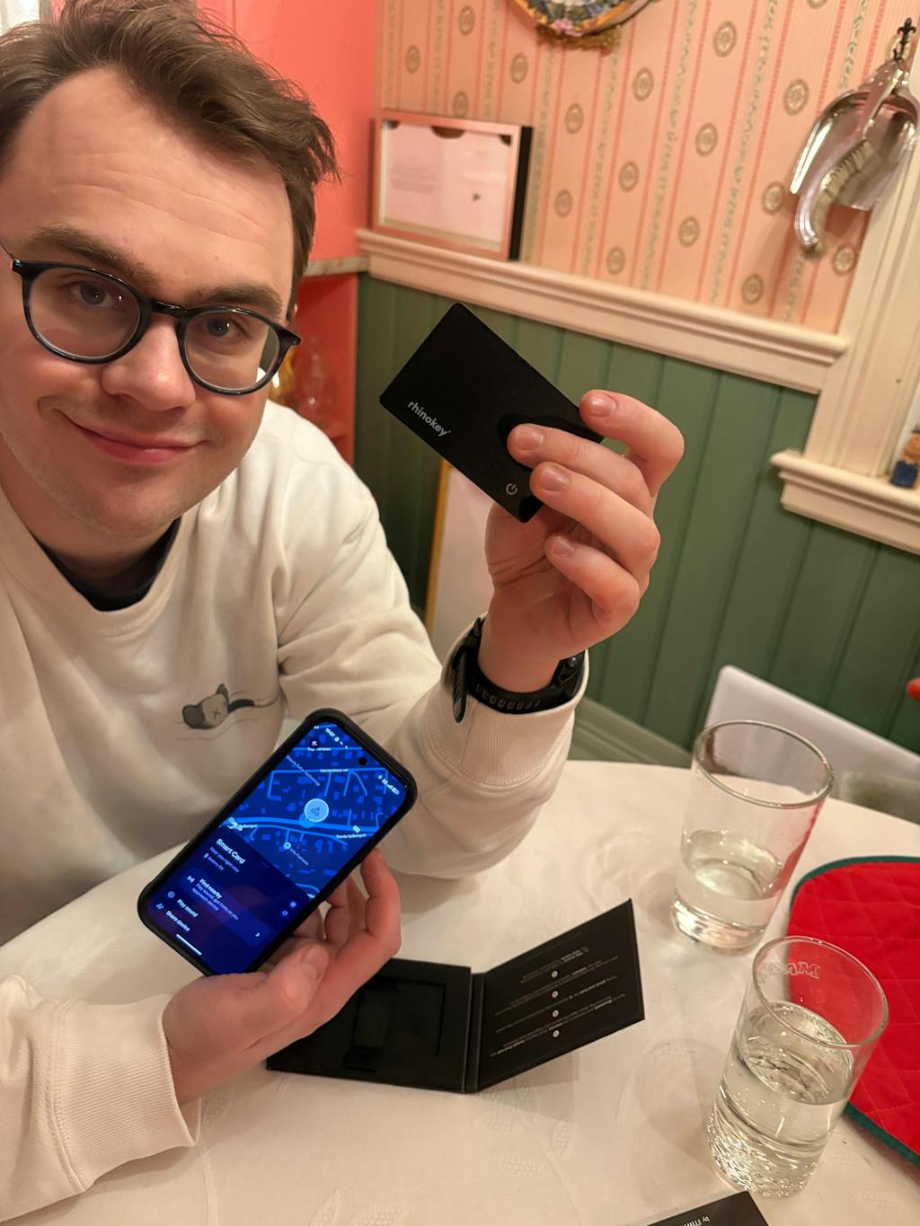 How to install and charge your Android Rhinokey Smartcard with Google ...