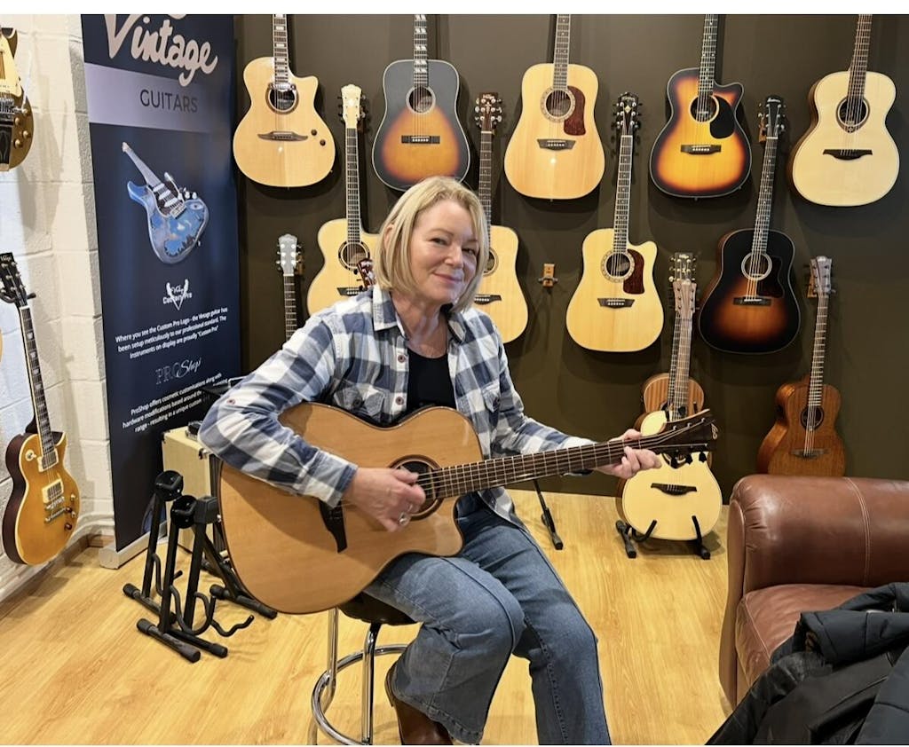 Best Electric Guitar Strings Guide (2025) | How to Choose the Right Set