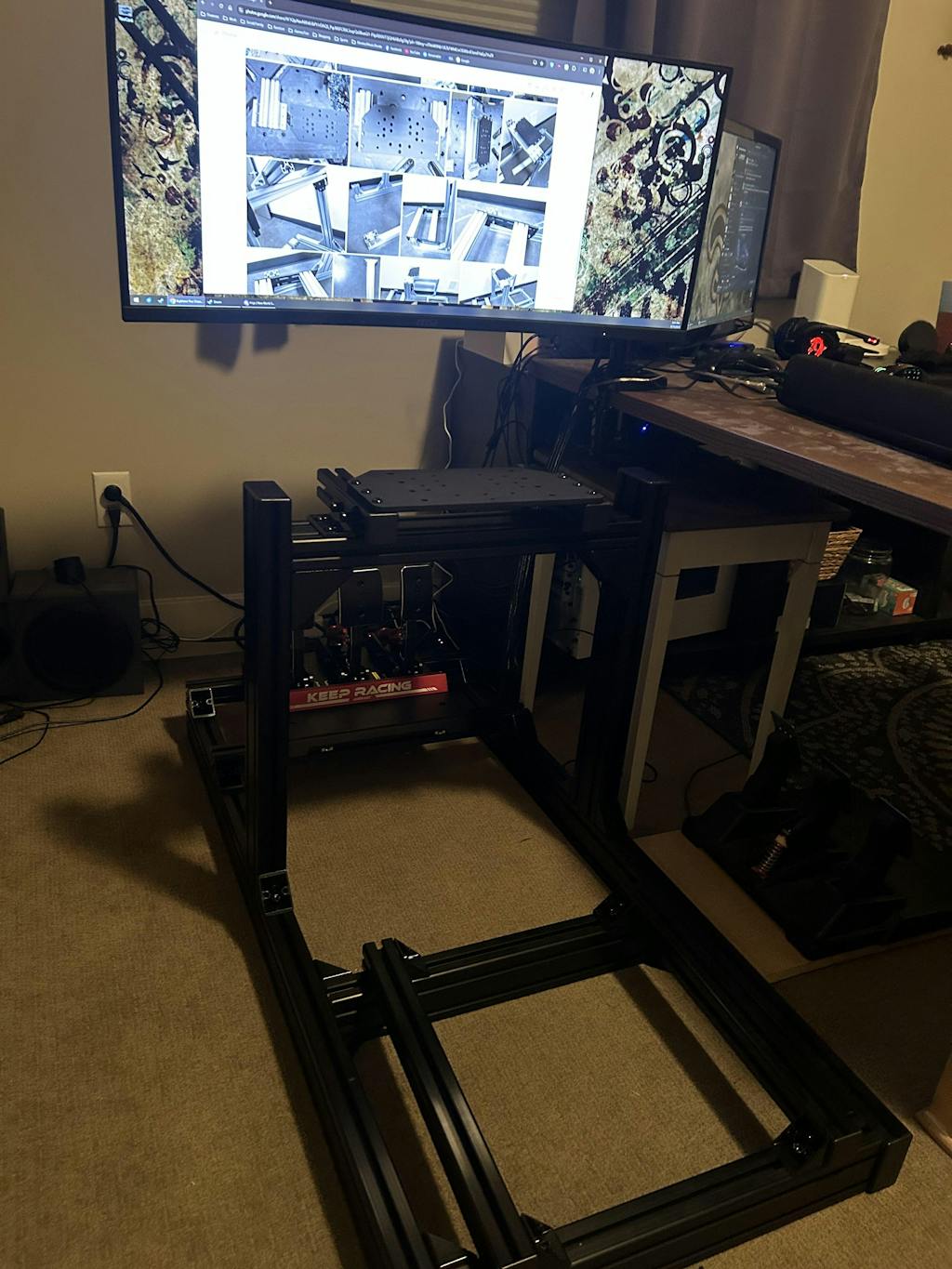 RigMetal Basic Sim Racing Cockpit