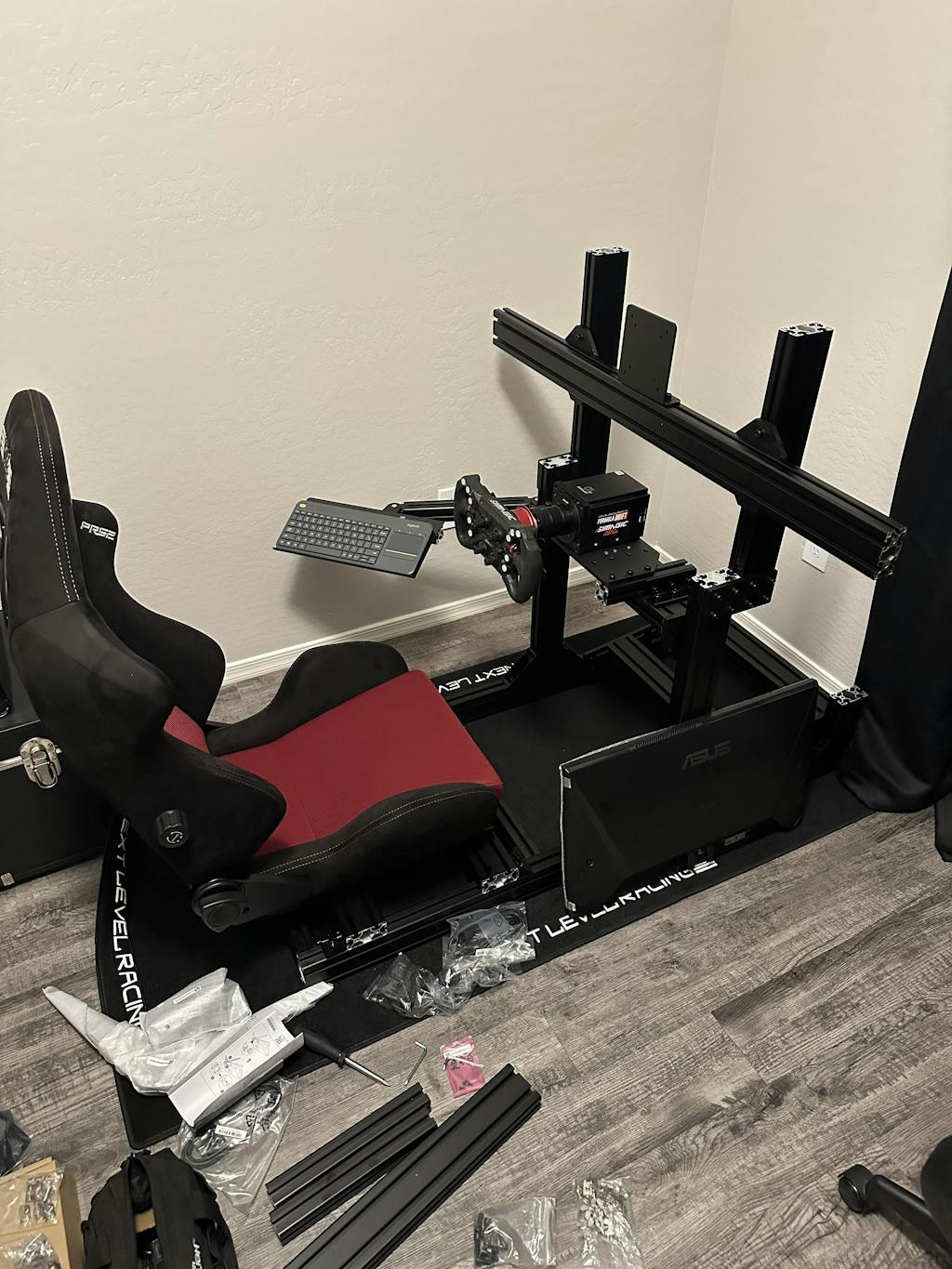 Rig Metal Plus Sim Cockpit - Black – RigMetal