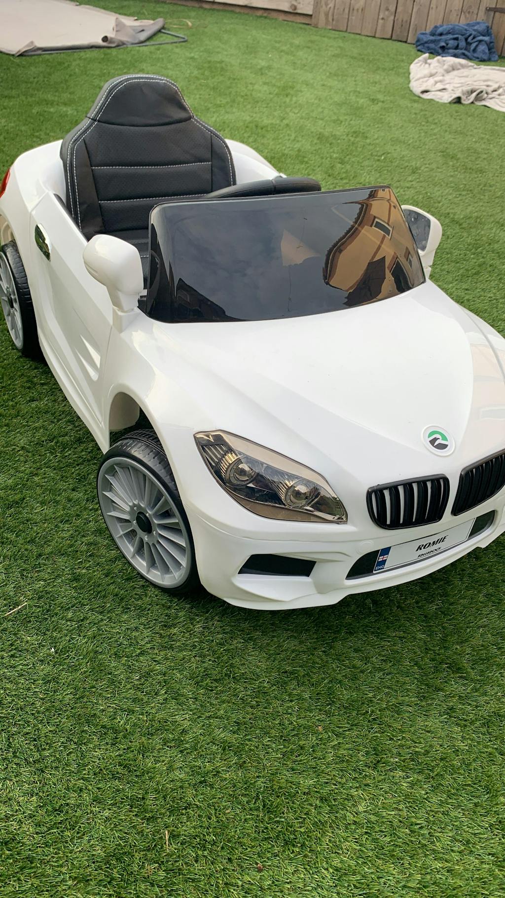 BMW M6 Coupe Style 12V Battery Electric Ride On Car — RiiRoo