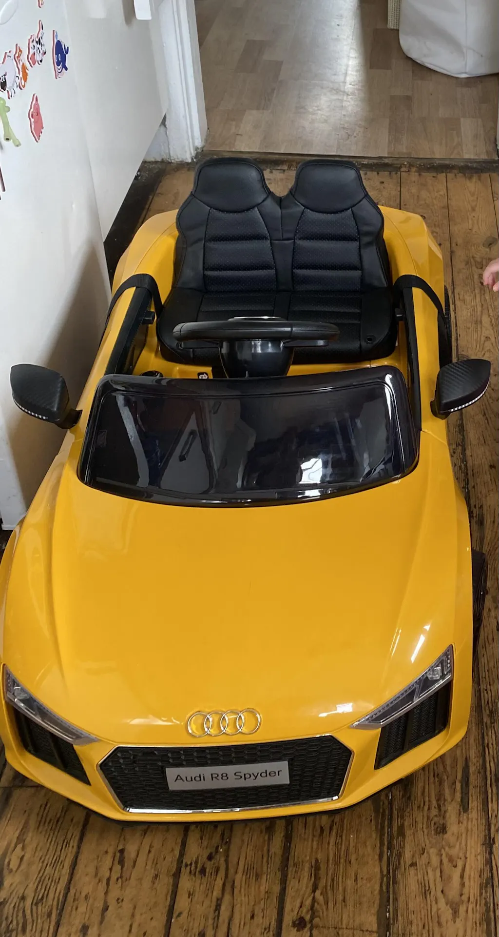 Audi R8 Spyder Super Sports Toy Car 12V Battery Electric Ride On Car ...