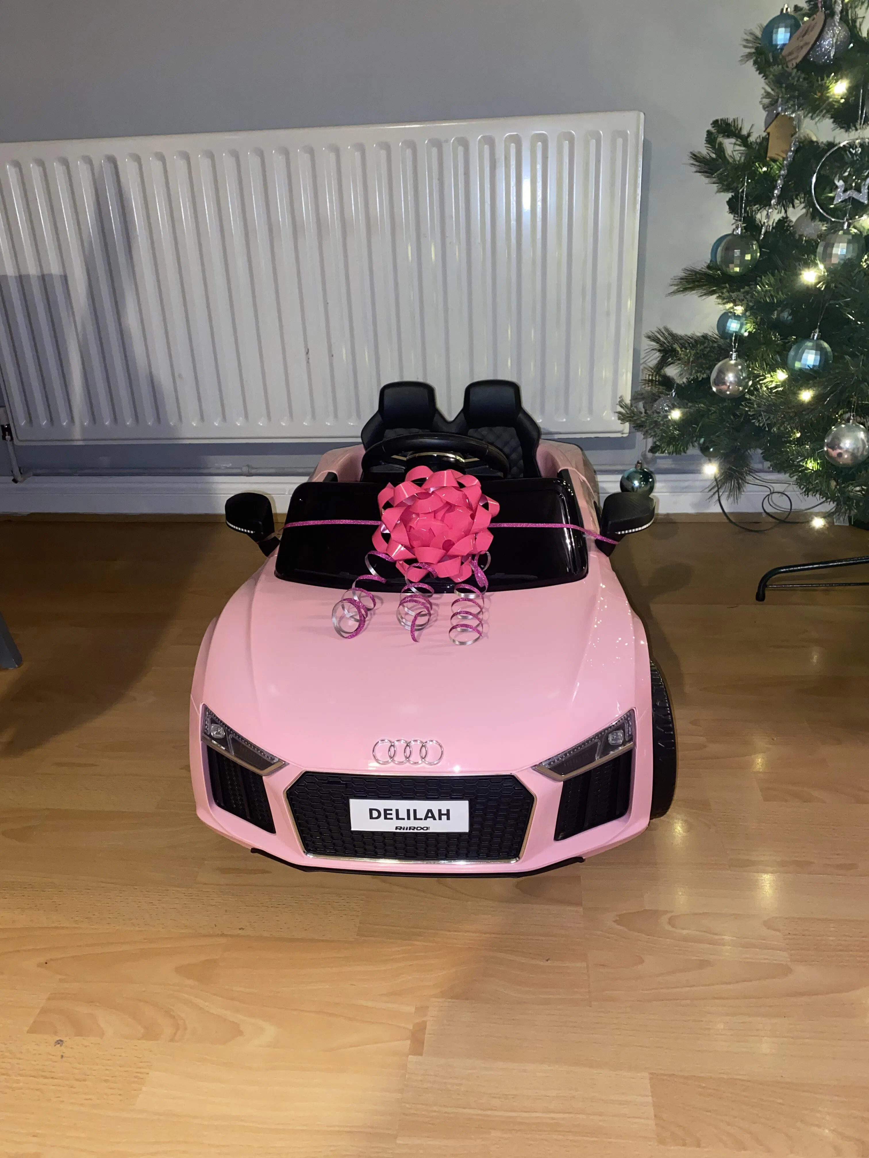 Audi R8 Spyder Super Sports Toy Car 12V Battery Electric Ride On Car ...