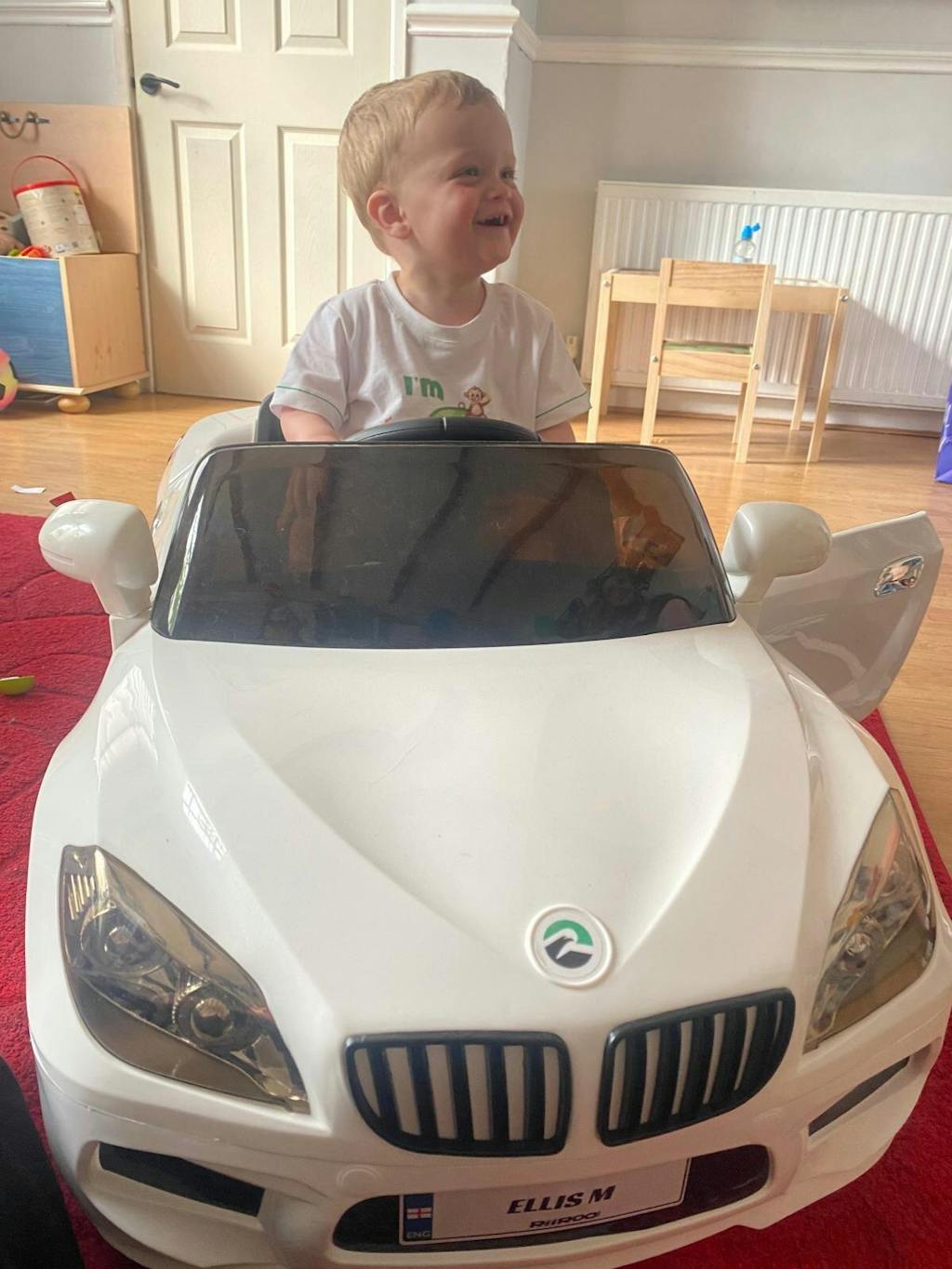 BMW M6 Coupe Style 12V Battery Electric Ride On Car – RiiRoo