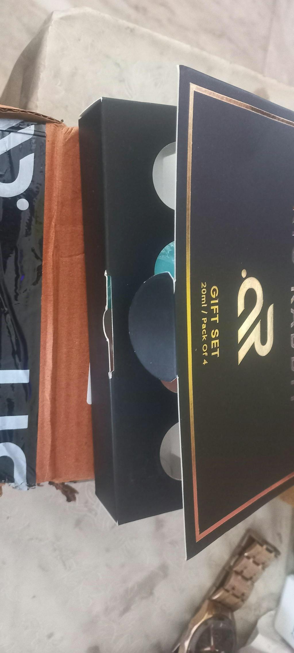 RIO RABBIT – Exclusive Perfumes & Sunglasses for a Bold Style