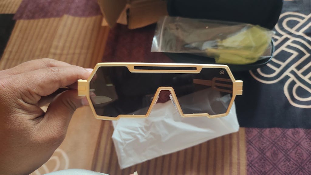 RIO RABBIT – Exclusive Perfumes & Sunglasses for a Bold Style