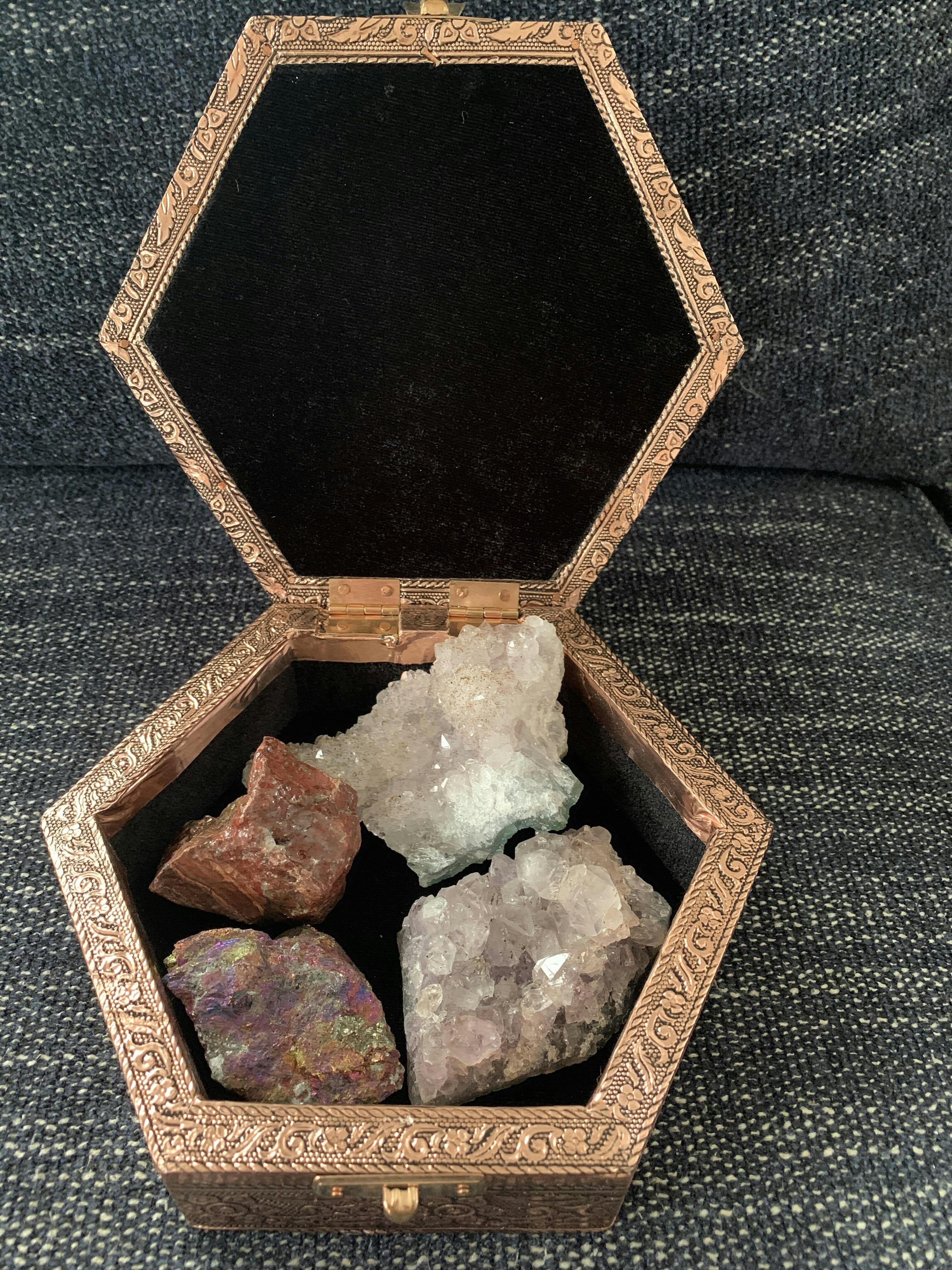 The Meanings of Different New Zealand Greenstone Shapes | Rivendell ...