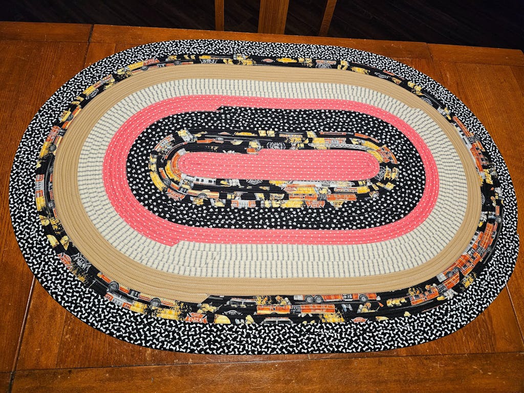 Jelly-Roll Rug (PDF pattern) *updated – RJ Designs / RomaQuilts