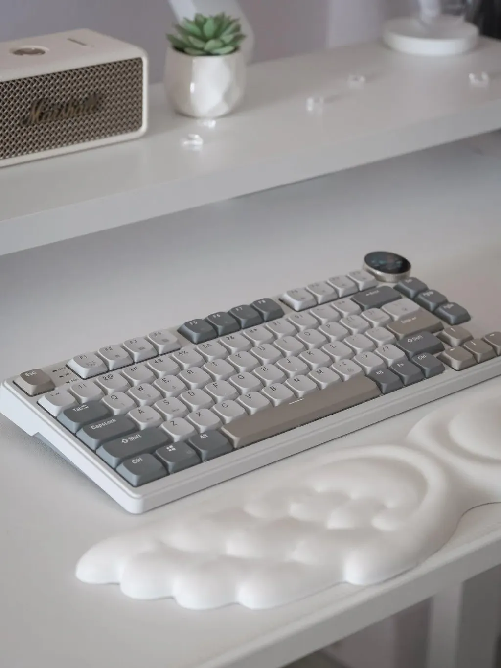 RK ROYAL KLUDGE N80 Low-Profile Mechanical Keyboard with Display Screen ...