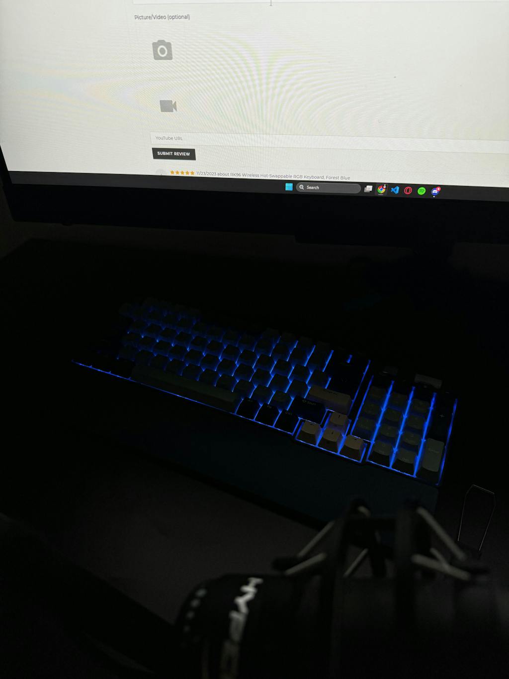 RK ROYAL KLUDGE RK96 Wireless Hot-Swappable RGB Keyboard, Forest Blue ...
