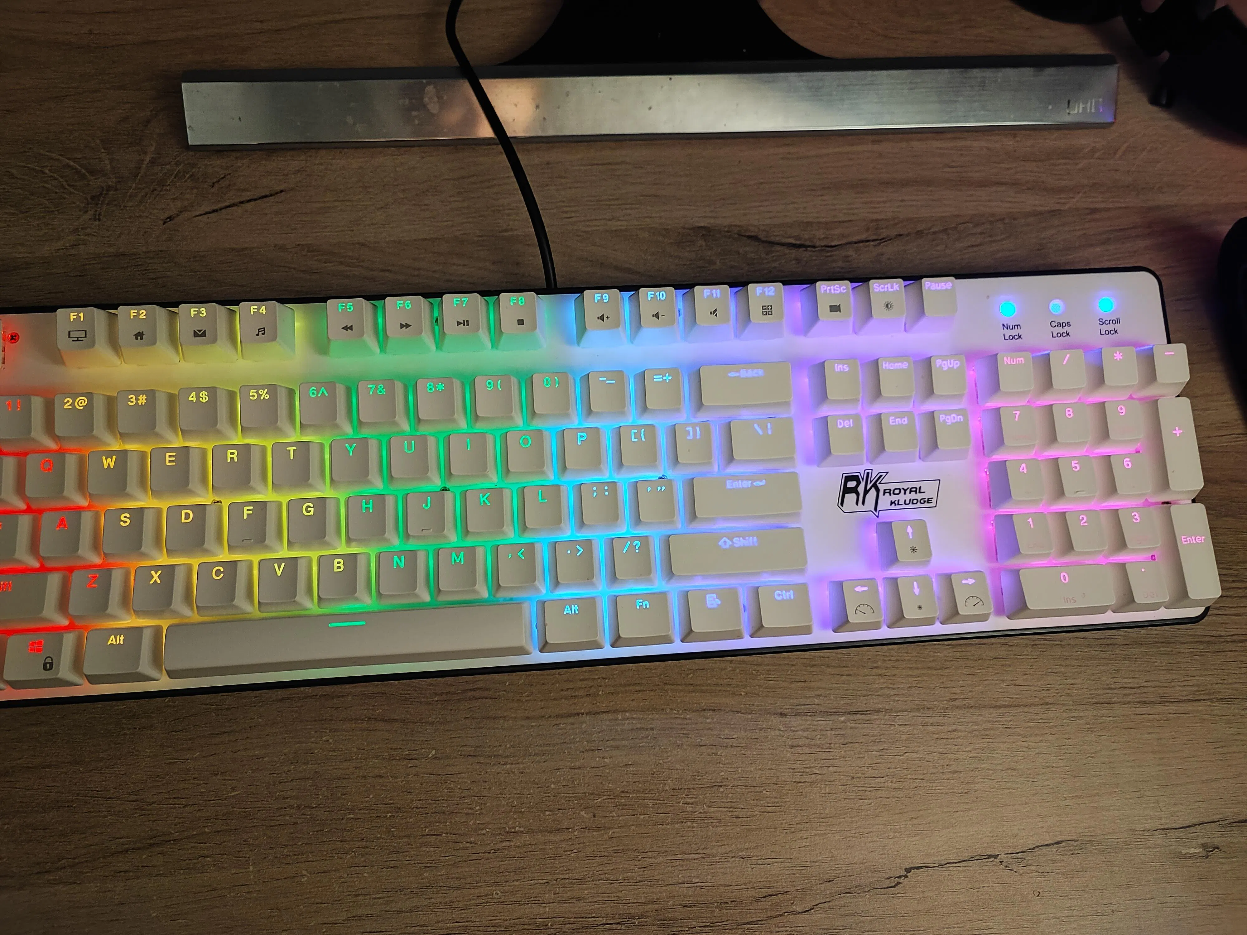 RK ROYAL KLUDGE RK920 Full Size 104 Keys Wired Rainbow Backlit ...