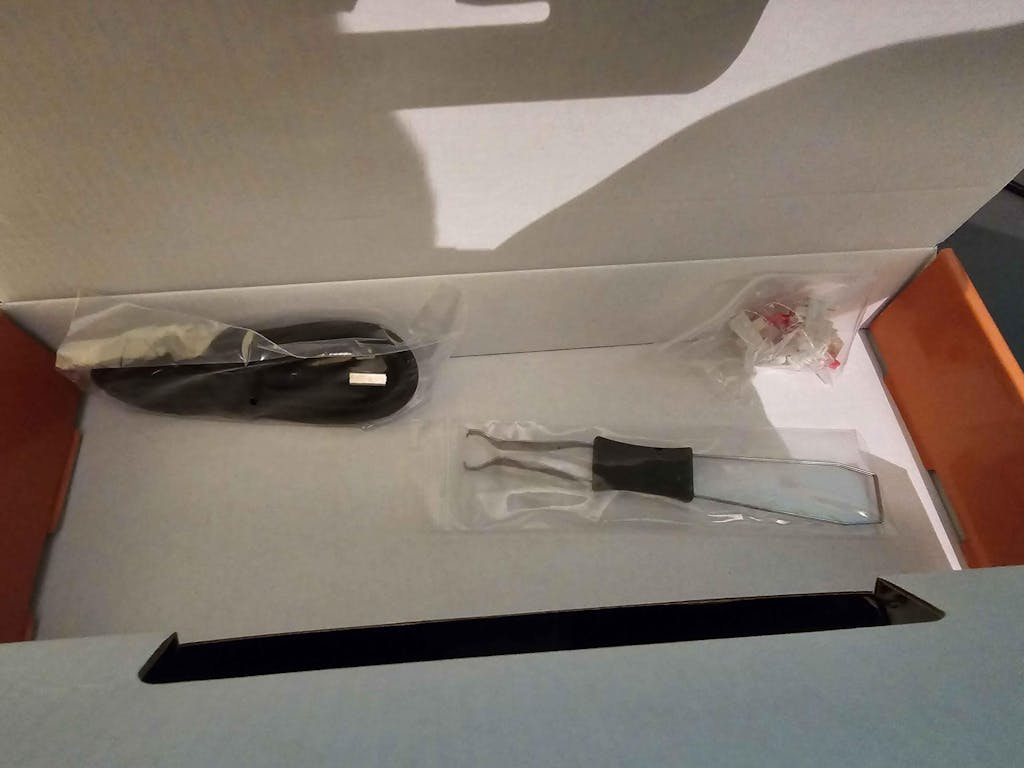 ROYAL KLUDGE RK61 60% White Wireless Mechanical Gaming Keyboard – RKgaming