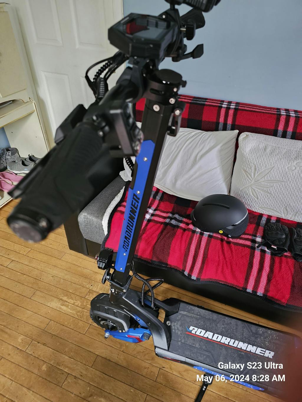 RoadRunner RS5 MAX Electric Scooter – RoadRunner Scooters