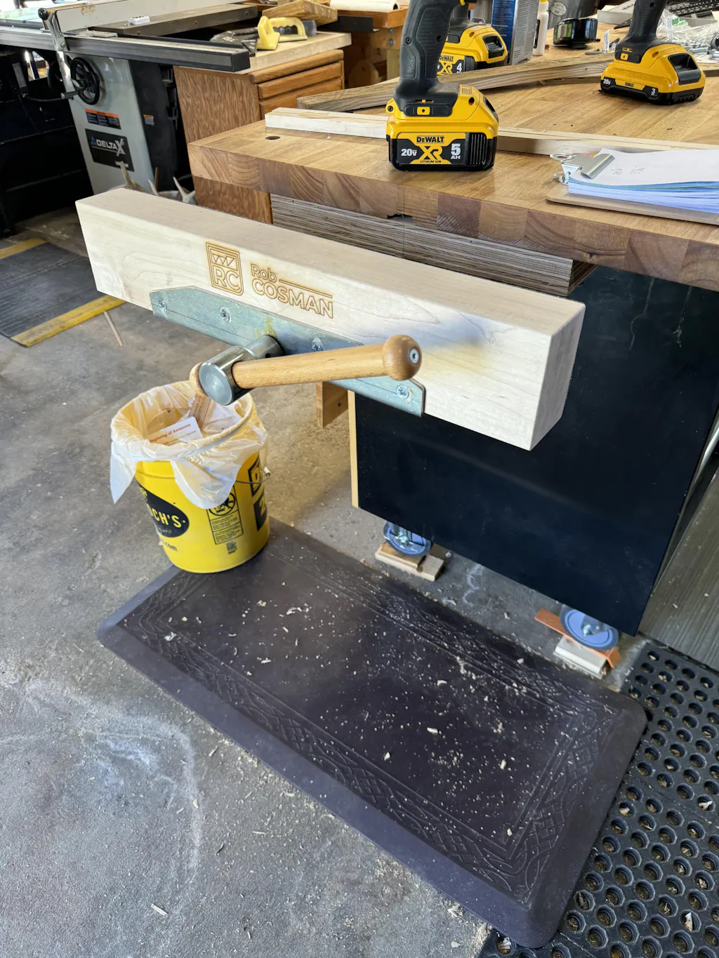 Sjoberg Adjustable Vise — RobCosman.com