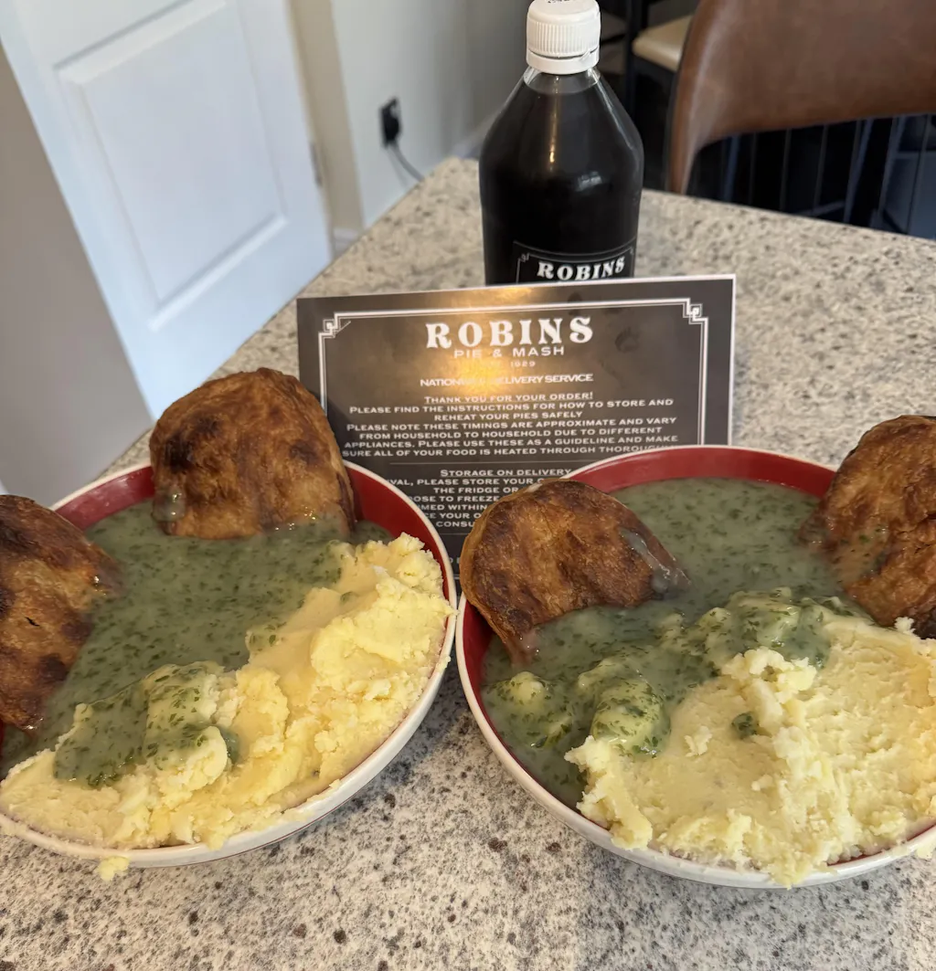 Robins Pies and Mash and Liquor – Robins Pie and Mash