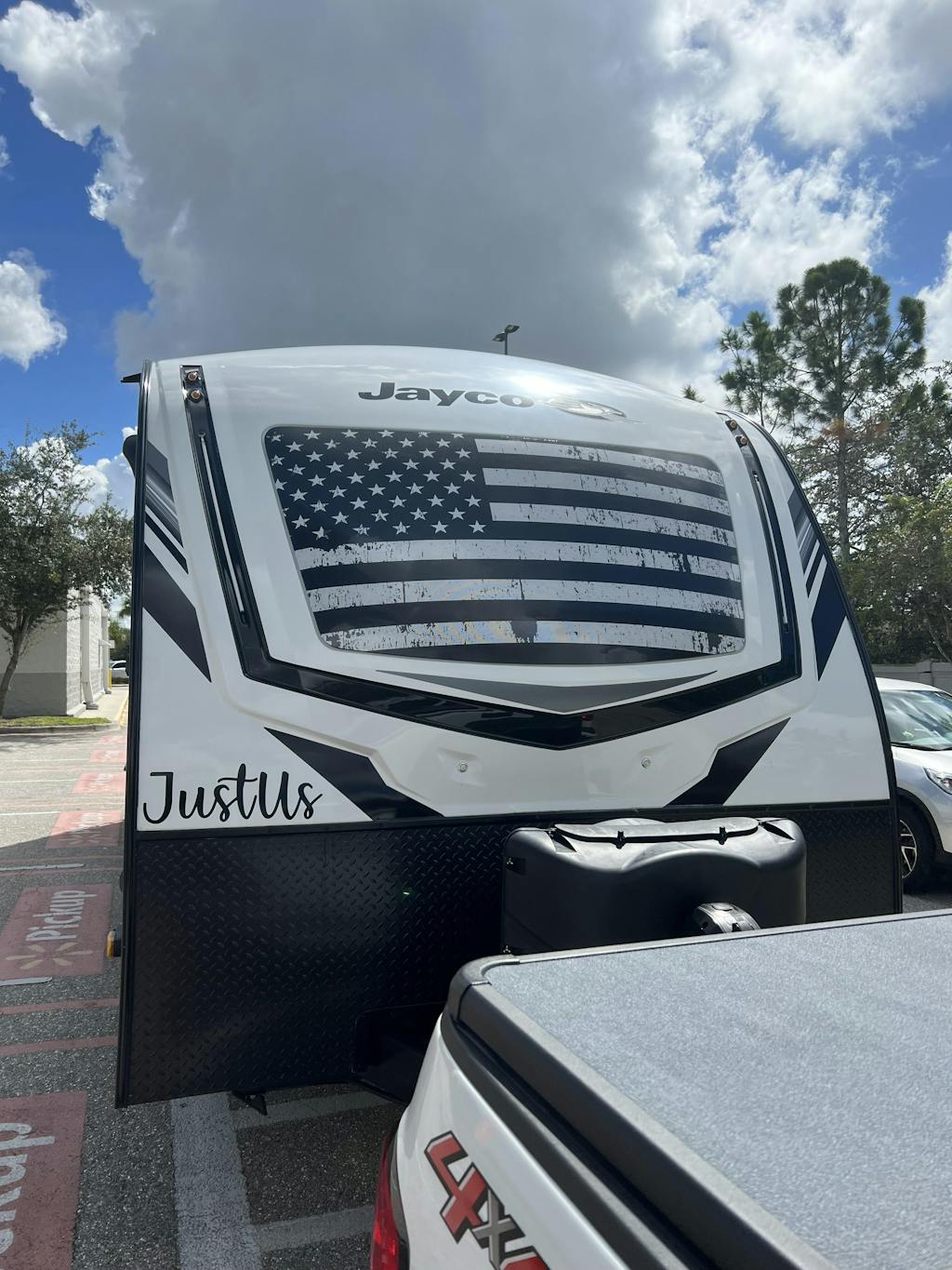 R.O.E. Graphics and Apparel – ROE Graphics and Apparel