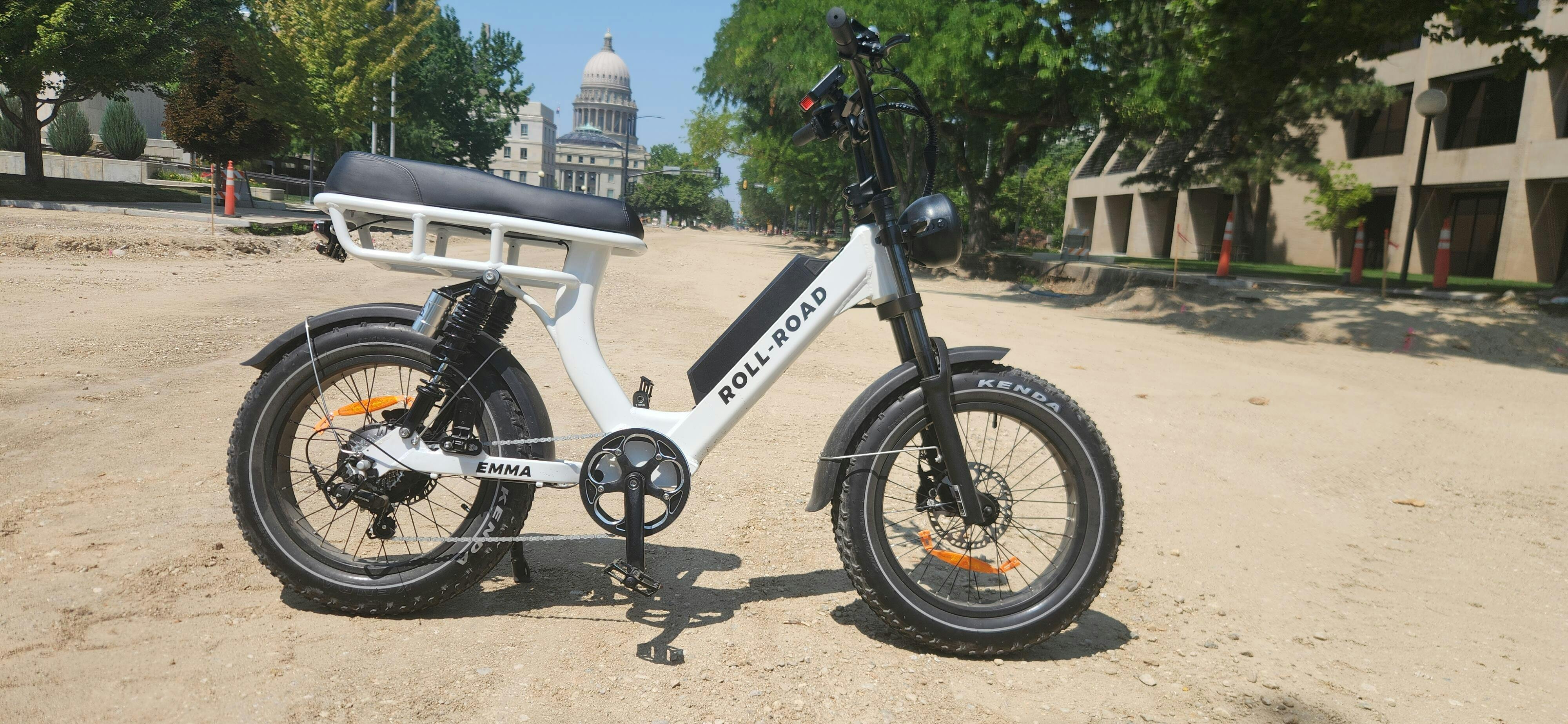 EMMA 1000W Ebike 30+MPH|Moped Style Ebike – Roll Road Ebike