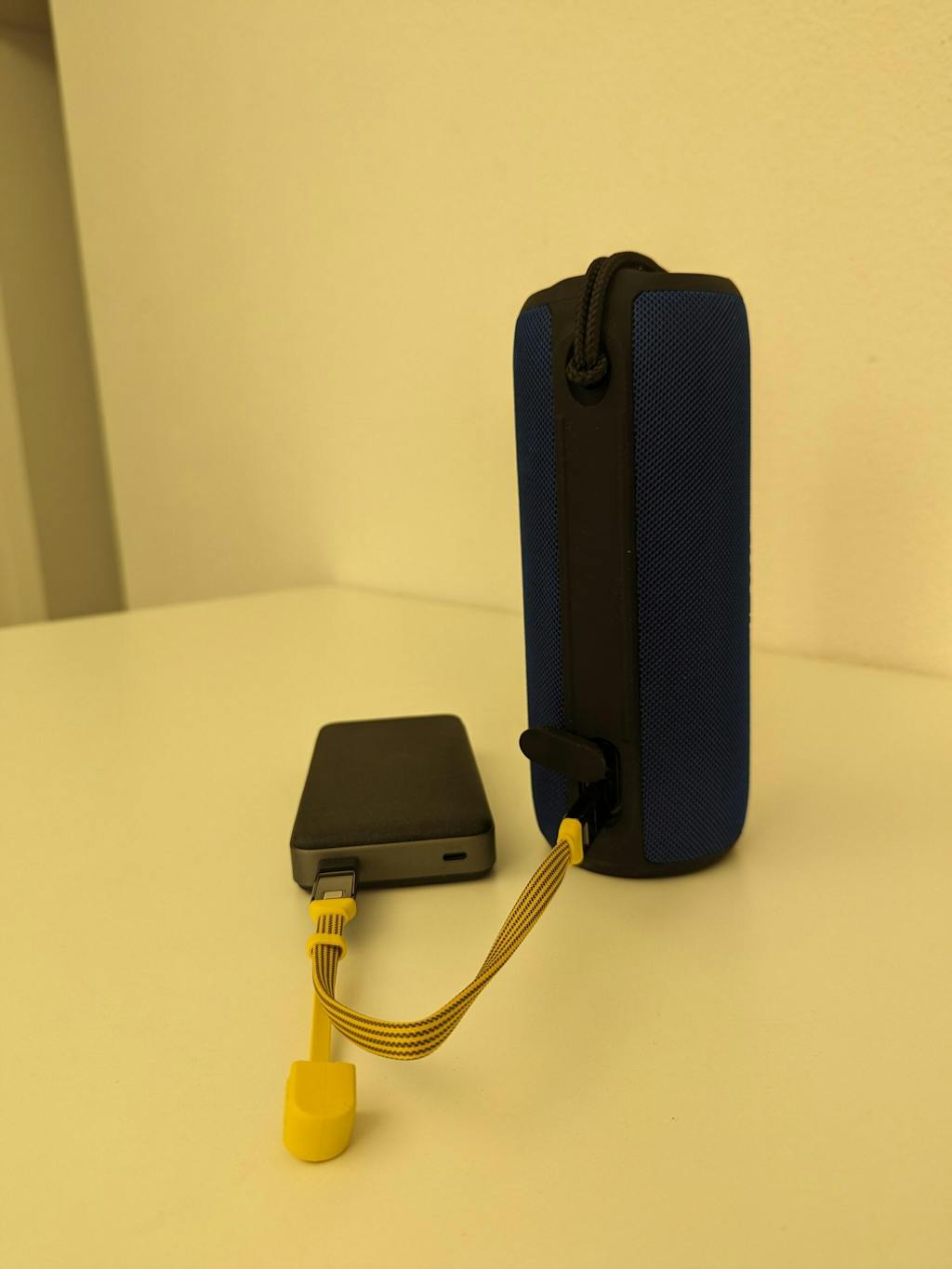 Rolling Square inCharge® XL 30cm / 1ft | Multi charging cable | 6 ...