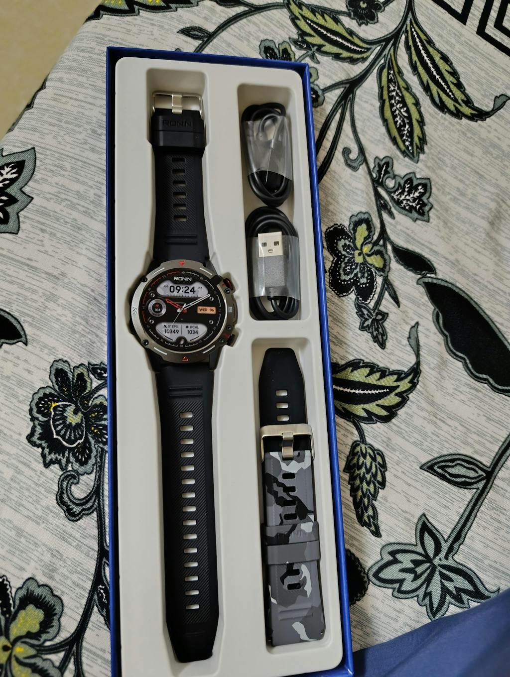 R-012 Rugged Smart Watch