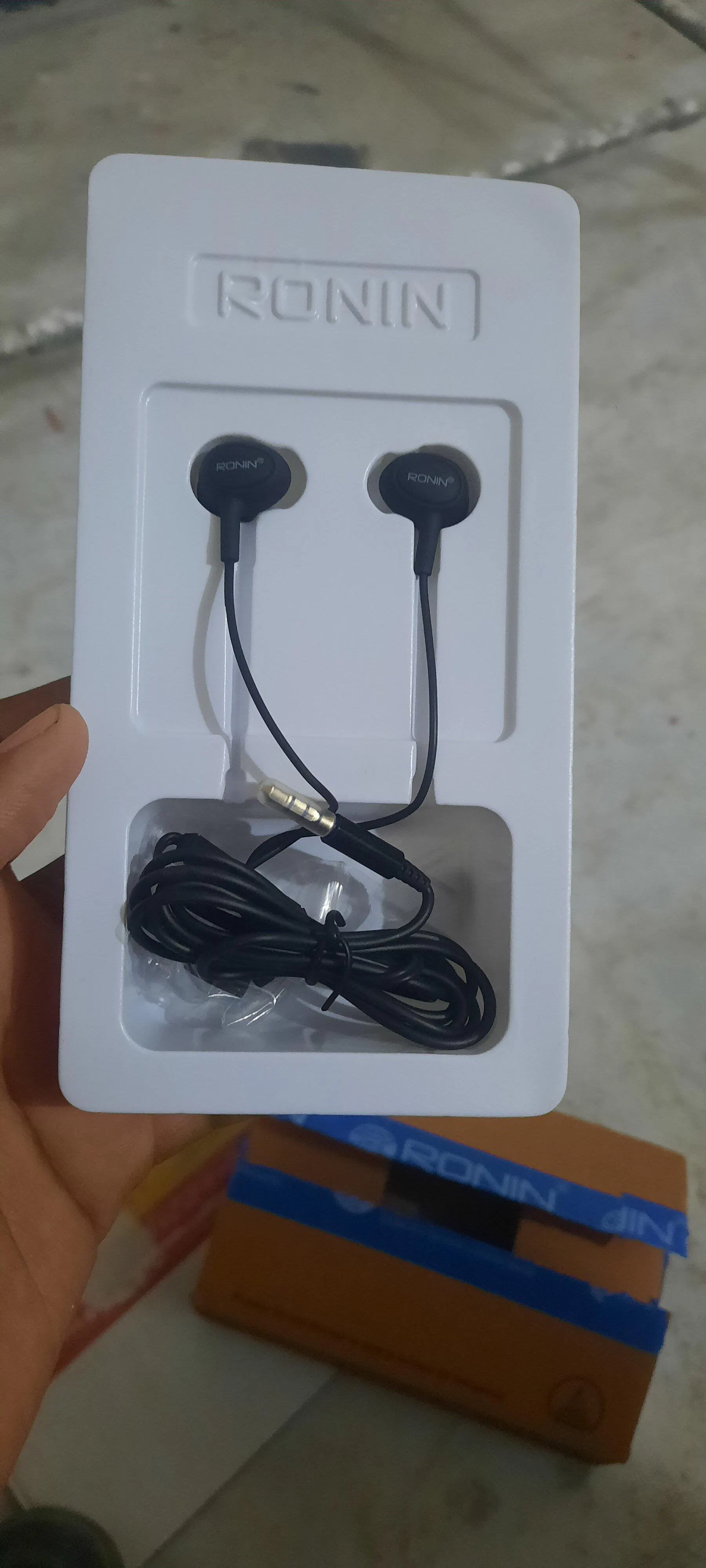 Ronin R-9 Handsfree