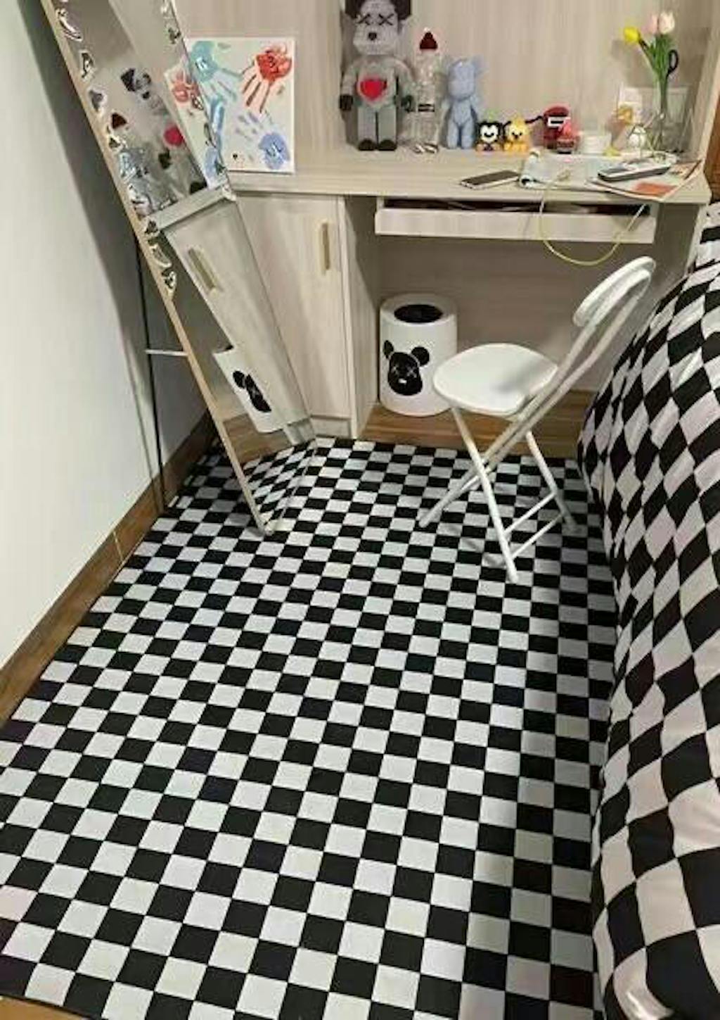 Checkered Carpet Area Rug - Shop Online on roomtery