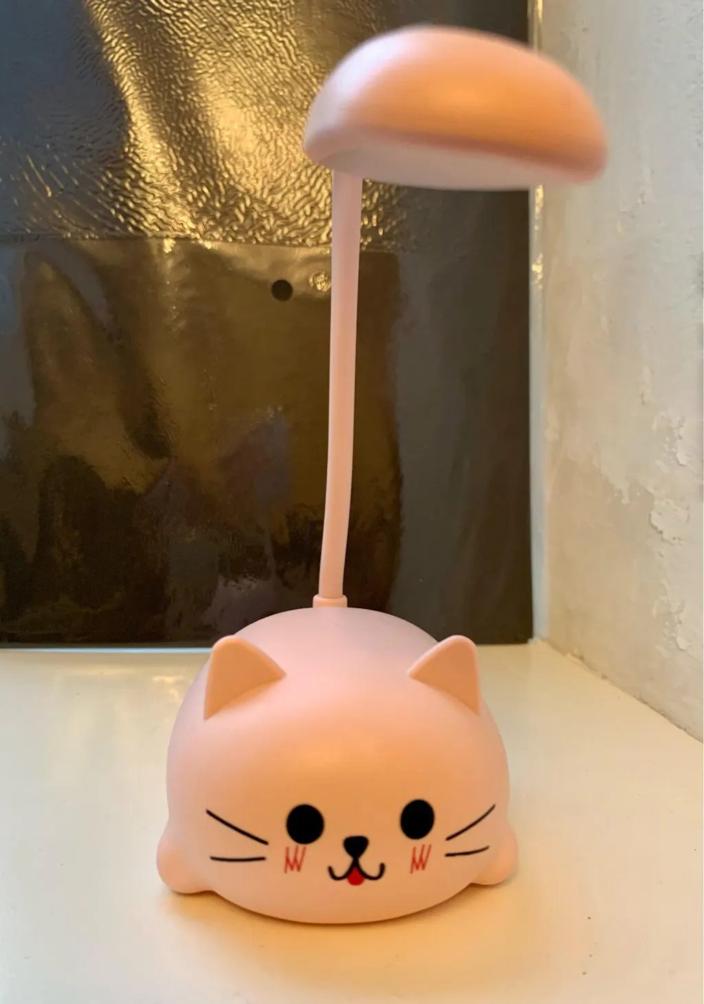 Kawaii Cat Mini Table Lamp - Shop Online on roomtery