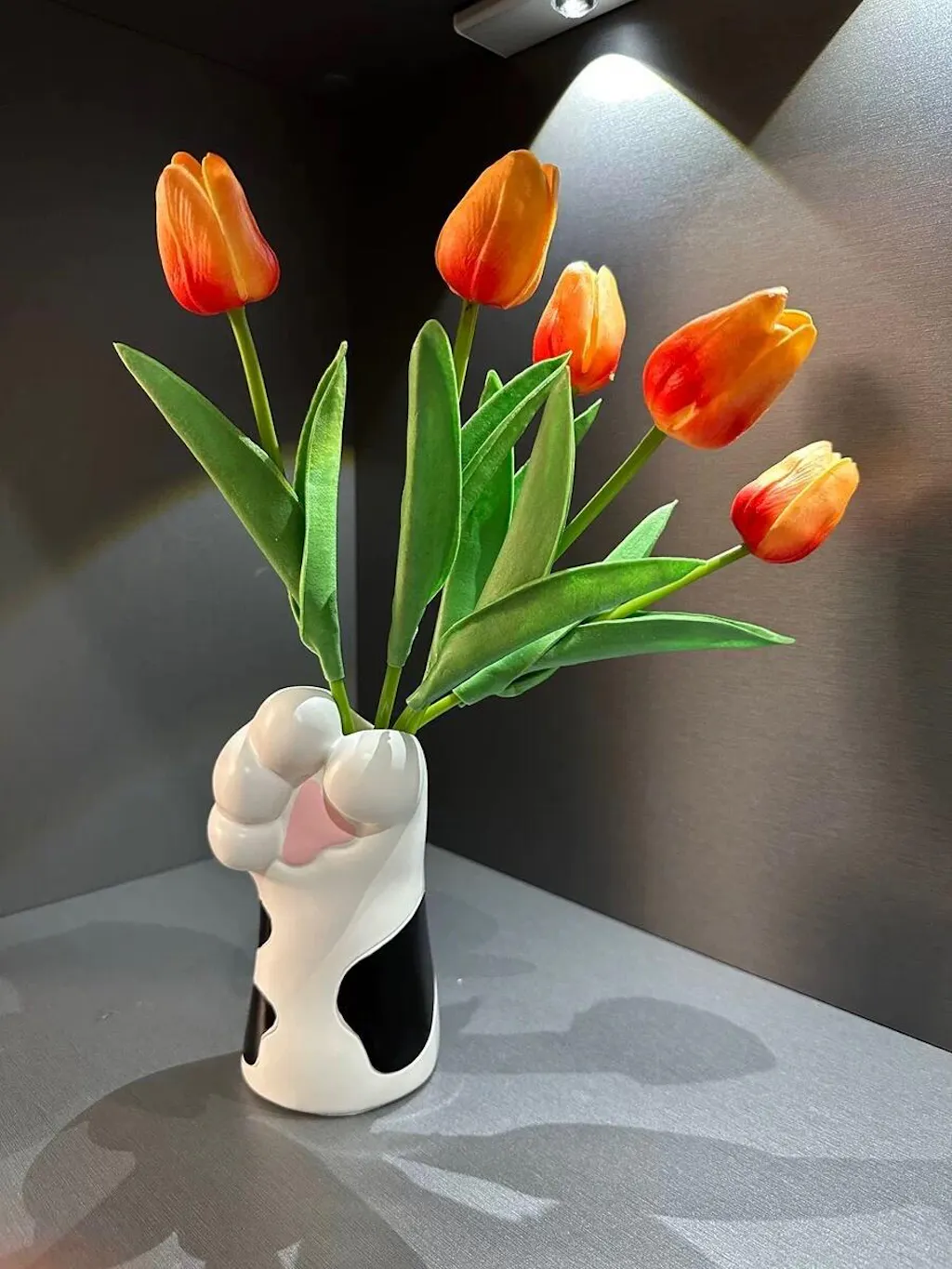 Cute Cat Paw Desktop Vase - Shop Online on roomtery