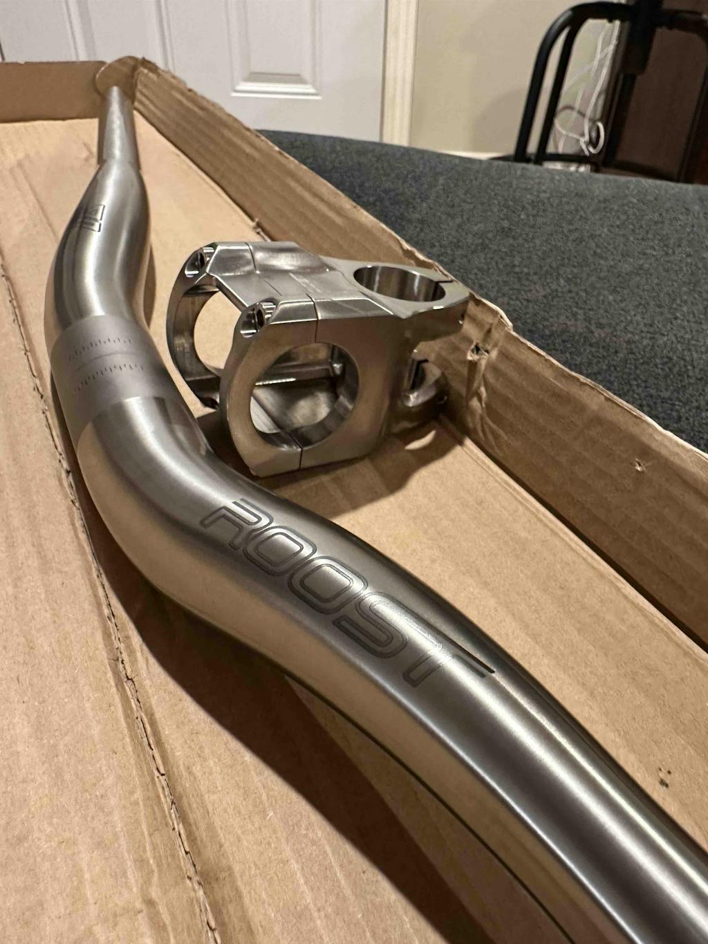 Roost Titanium Riser Handlebars - Roost bike