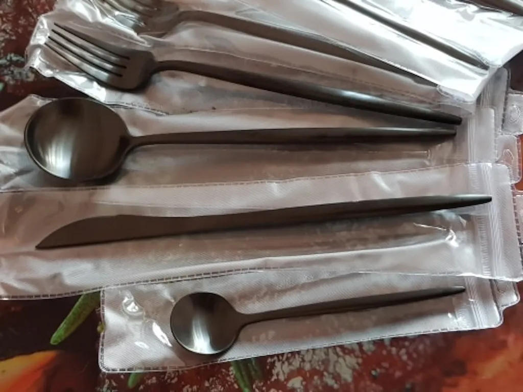Matte Black Flatware Set | Modern Round Handle + Reviews