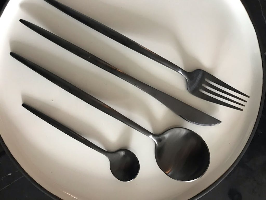 Matte Black Flatware Set | Modern Round Handle + Reviews