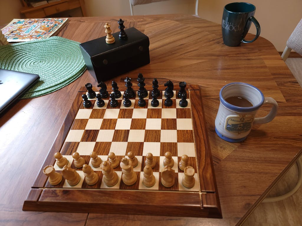 Check the Royal Chess Mall review and purchase your favorite chess sets ...