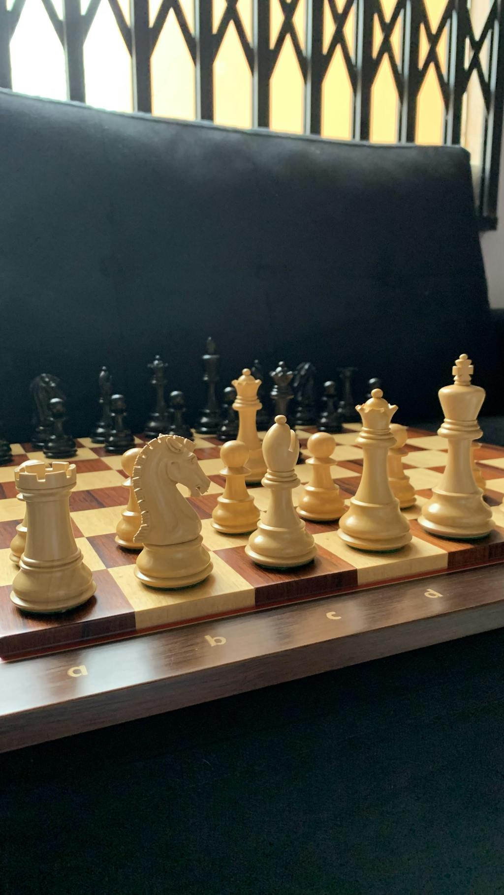 Check the Royal Chess Mall review and purchase your favorite chess sets ...