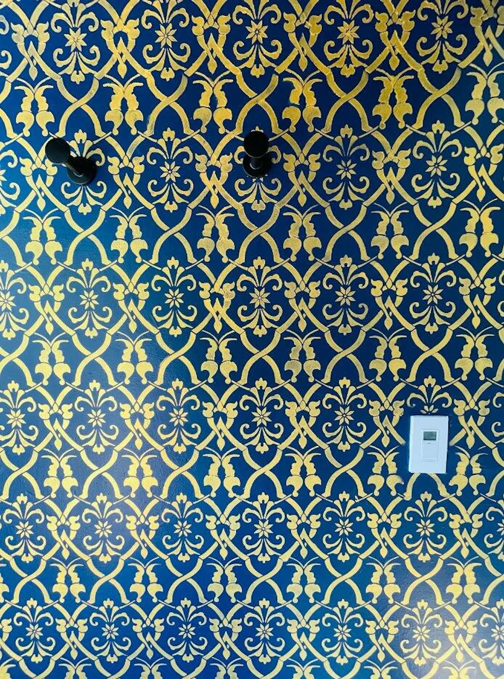 Aladdin Damask Wall Stencil