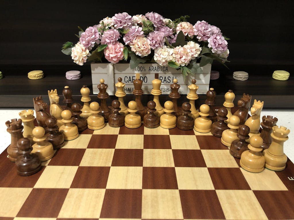 Soviet Championship Tal Chess Pieces- Golden Rosewood