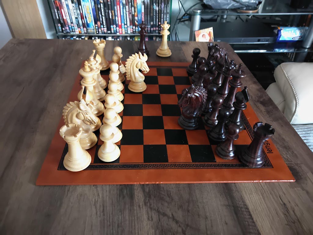 Bundesform German Staunton Alternative Chess Pieces Only Set – 3.8 ...