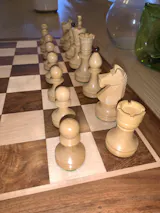 Check the Royal Chess Mall review and purchase your favorite chess sets ...