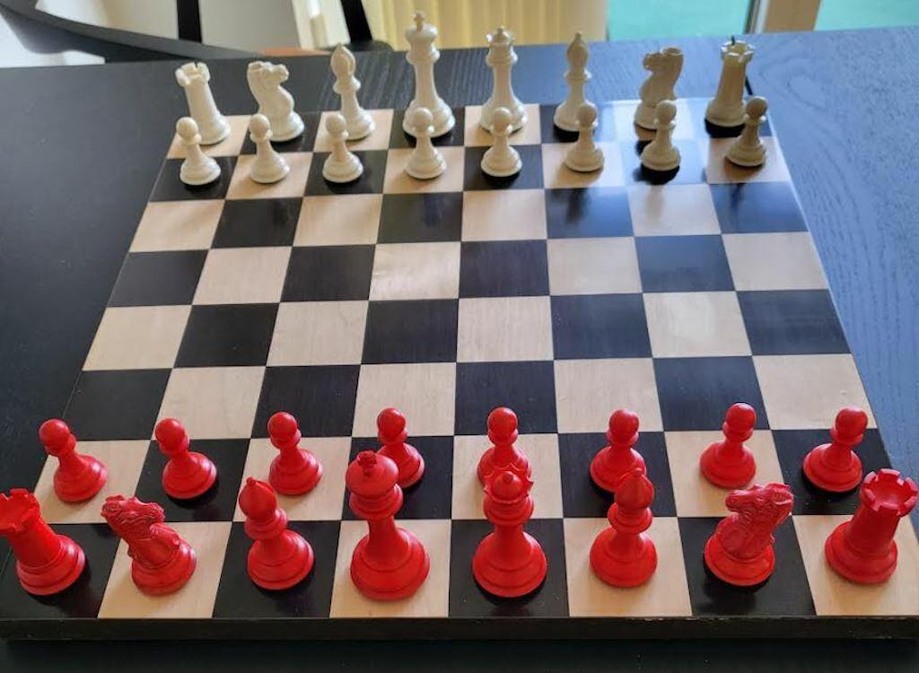 Check the Royal Chess Mall review and purchase your favorite chess sets ...