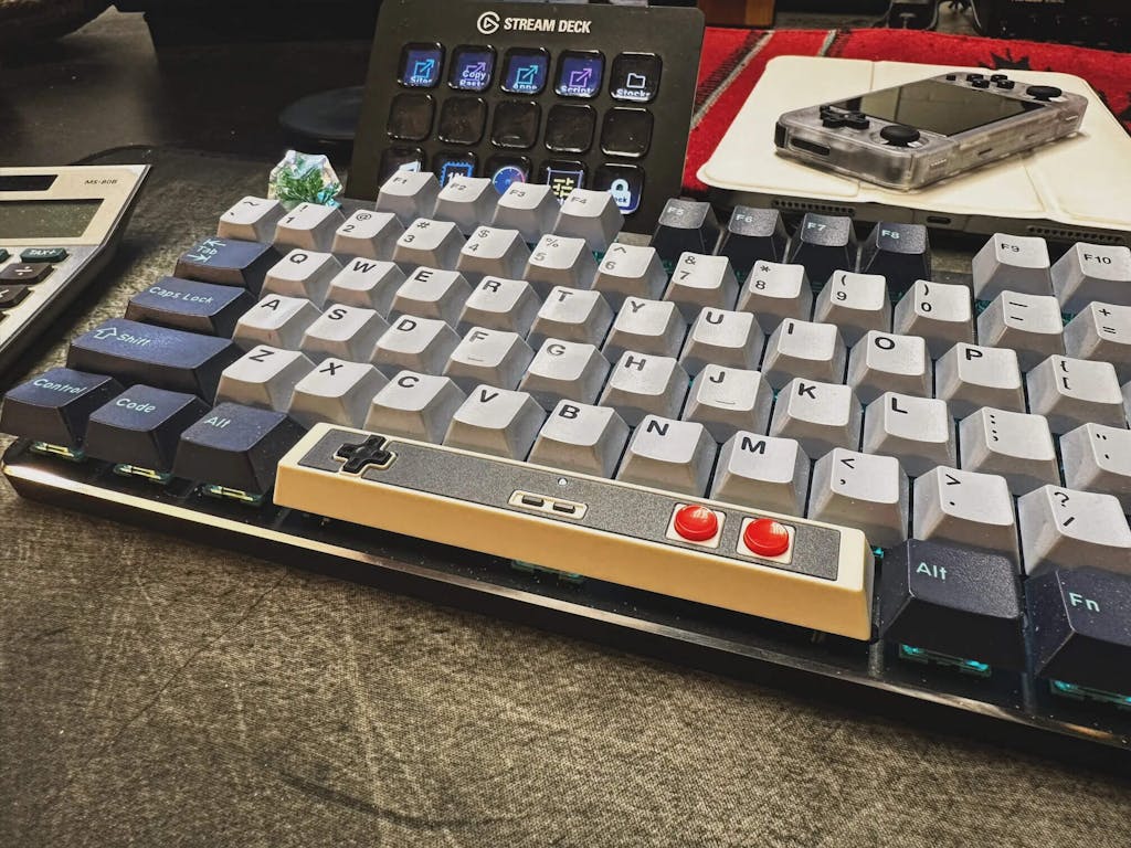 Retro Spacebar Keycap – RoyalKeycaps