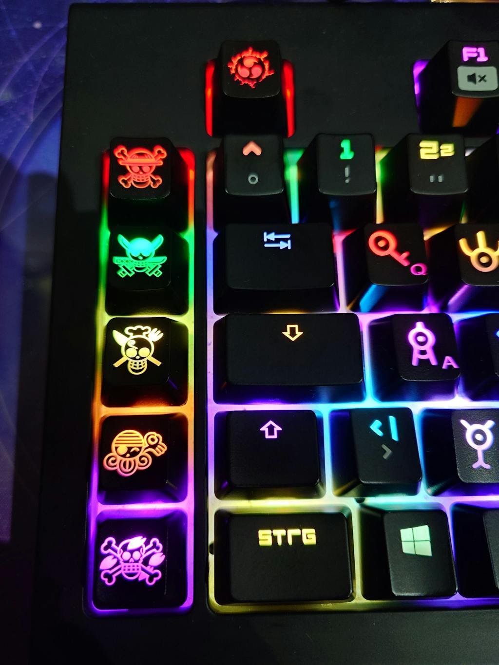 League of Legends Logo Keycap – RoyalKeycaps