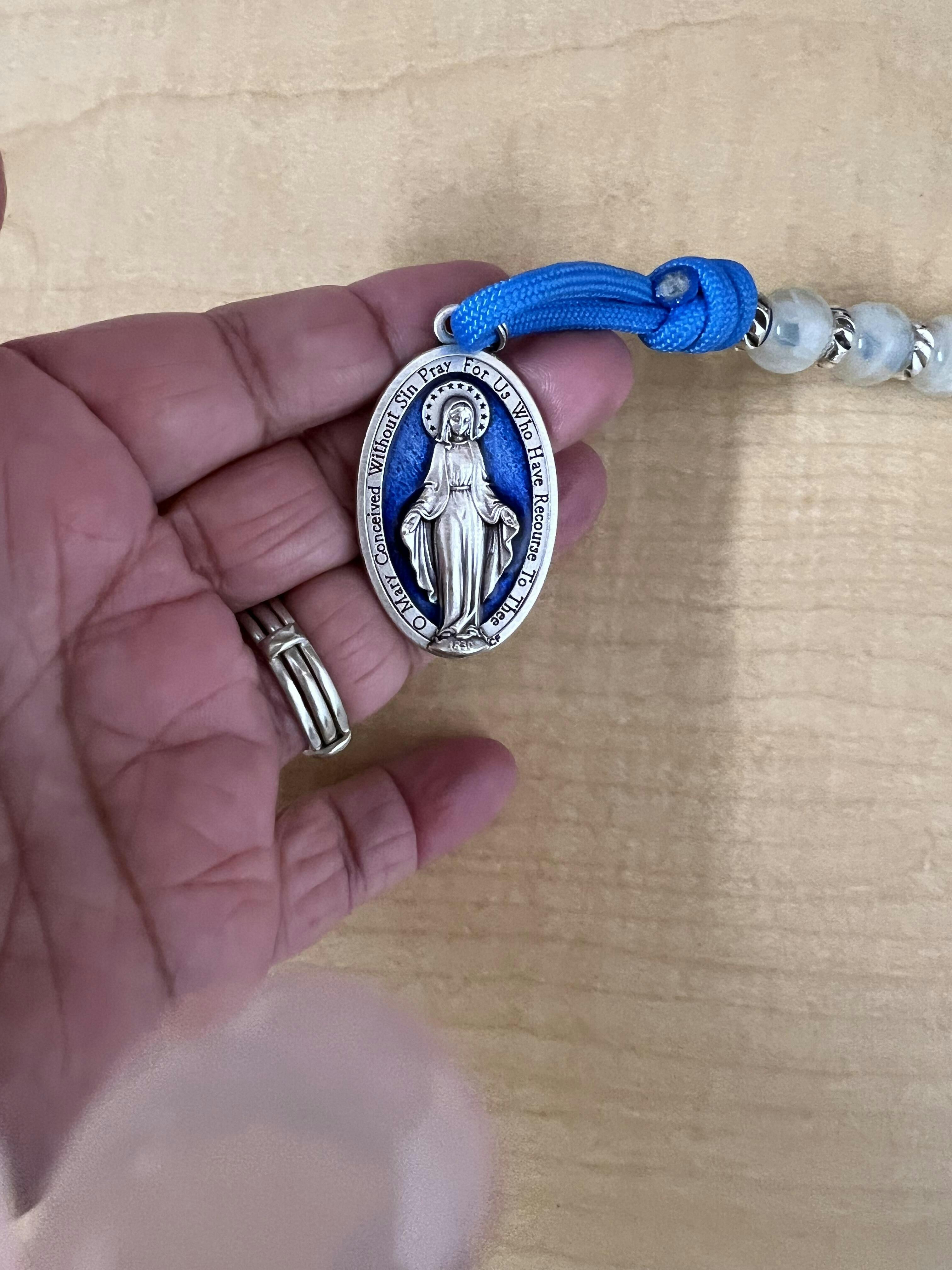Pray the Simple but Powerful Three Hail Mary Chaplet - Rugged Rosaries®