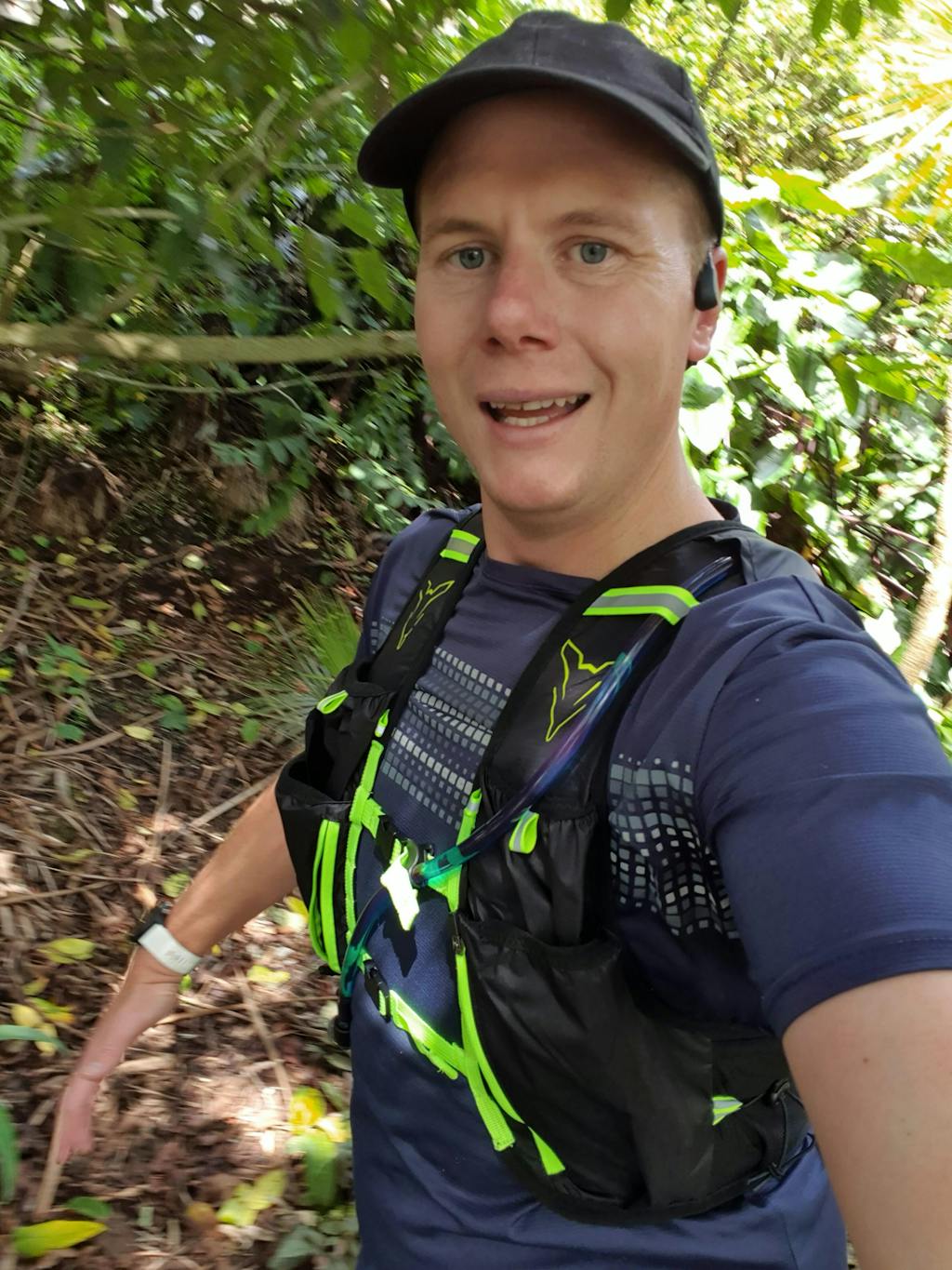 RUNNING HYDRATION VEST | RUNLY R700