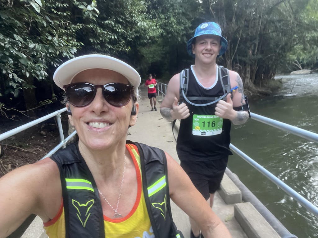 RUNNING HYDRATION VEST | RUNLY R700