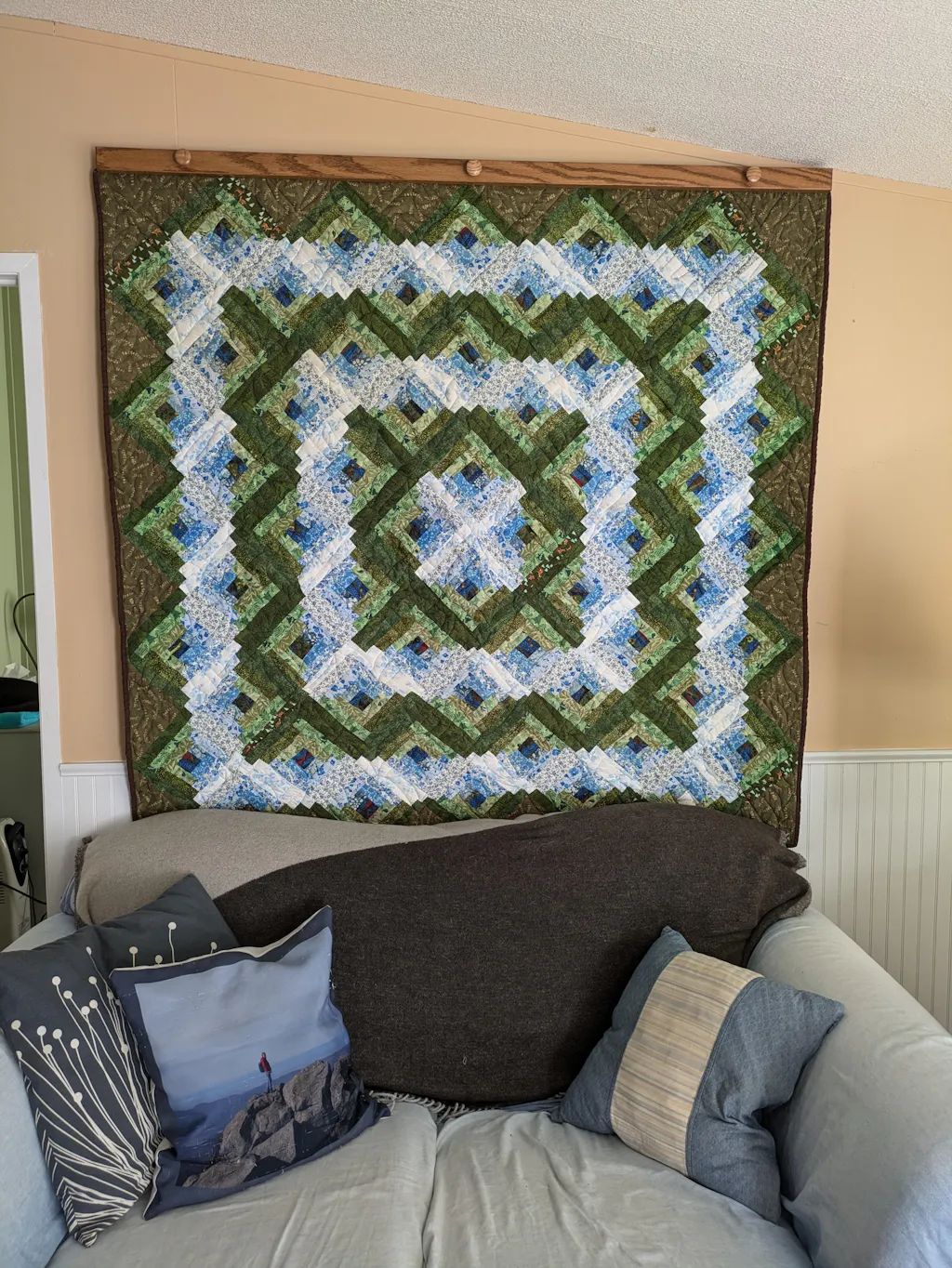 Amish Quilt Hanger | Home Decor | Rustic Red Door