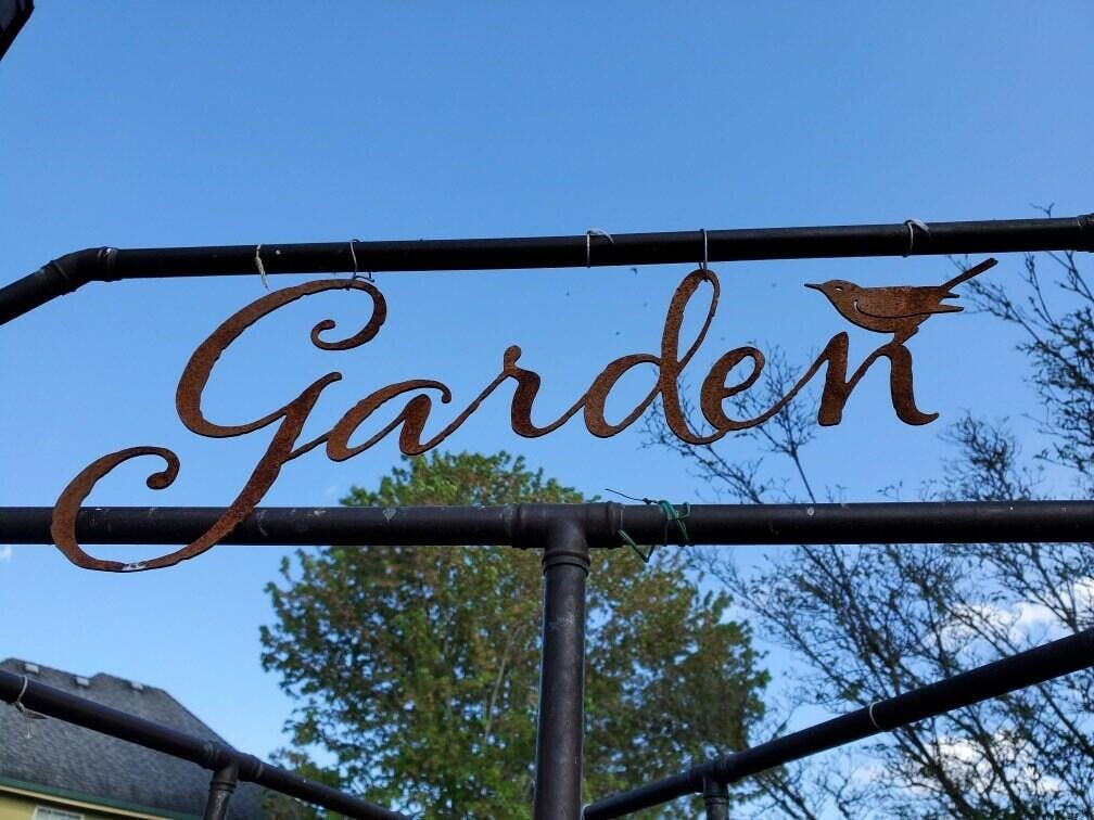 Garden Word Wall Art - Rusty Birds - Unique Garden Art