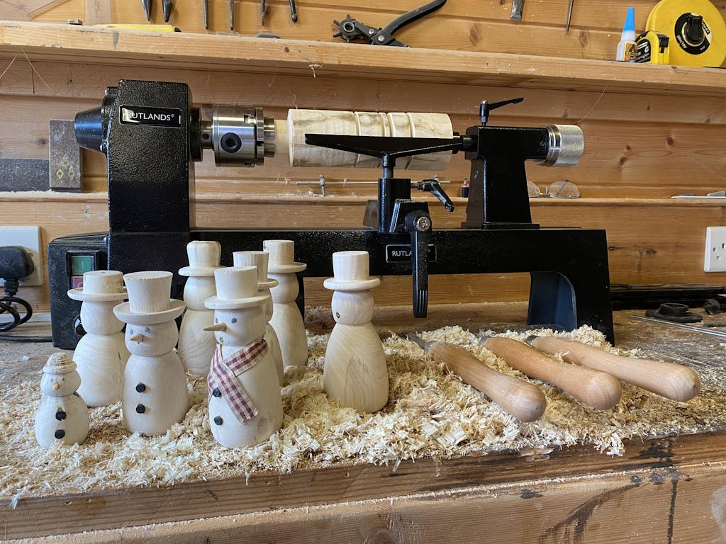 R4 Variable Speed Wood Lathe, Chuck & Turning Tools | Next Day Delivery ...