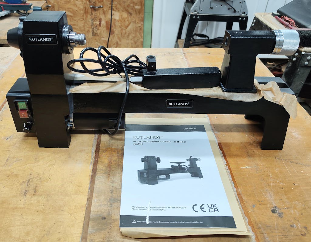 R4 Variable Speed Wood Lathe, Chuck & Turning Tools | Next Day Delivery ...