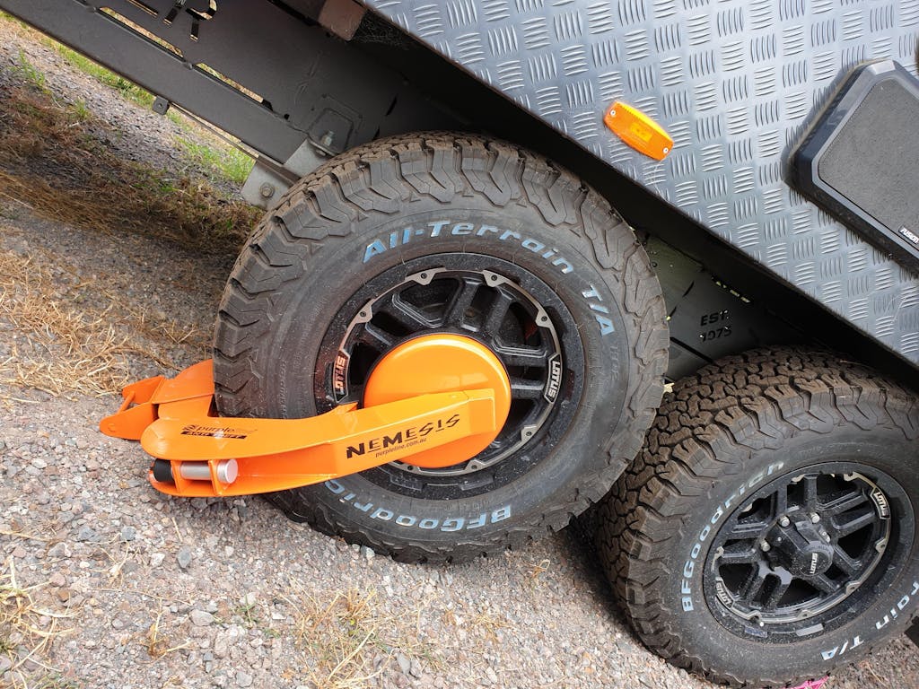 FullStop Nemesis Wheel Clamp – RV Online