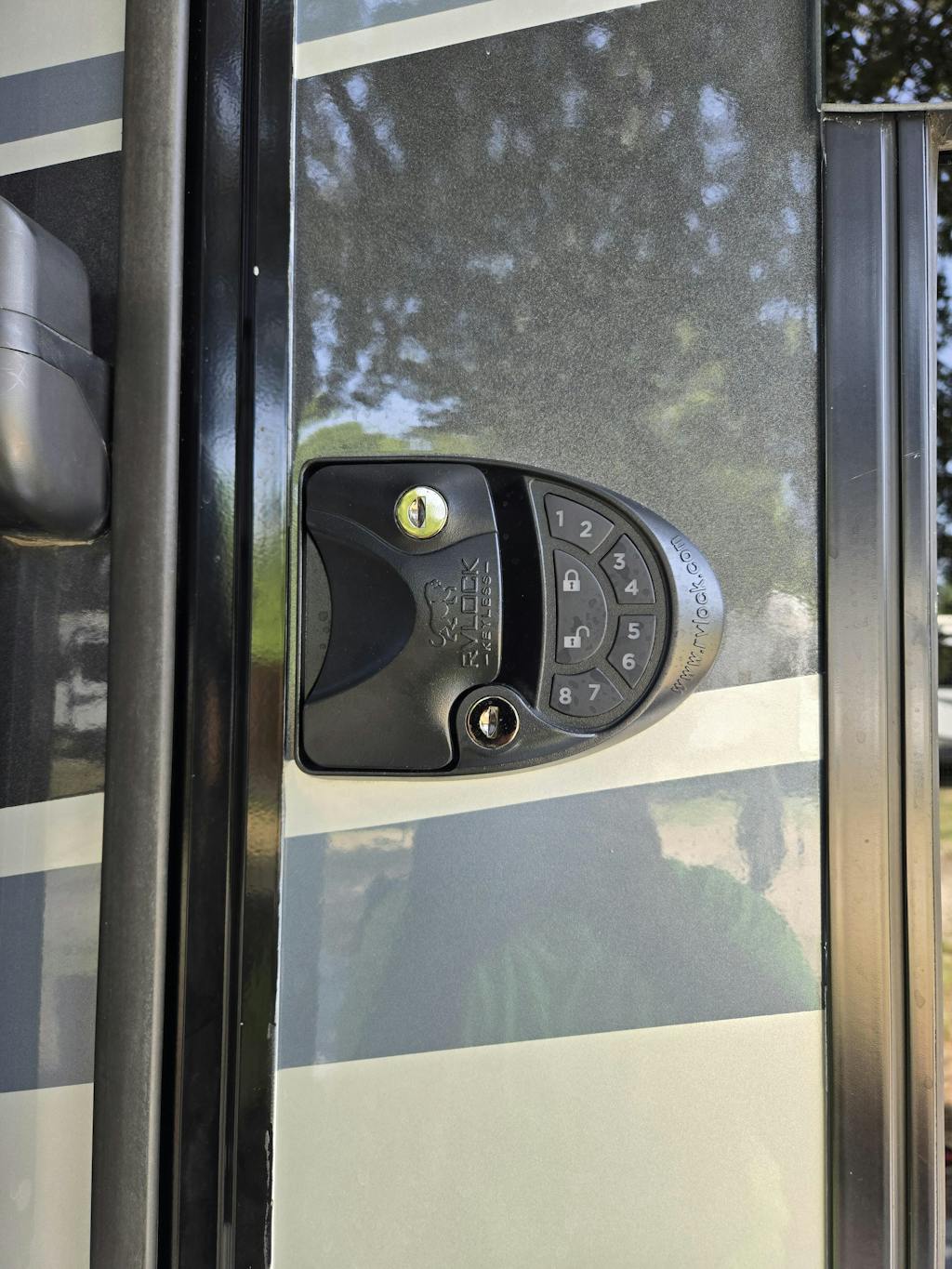 RVLock V4.0 Keyless Handle for RV Doors